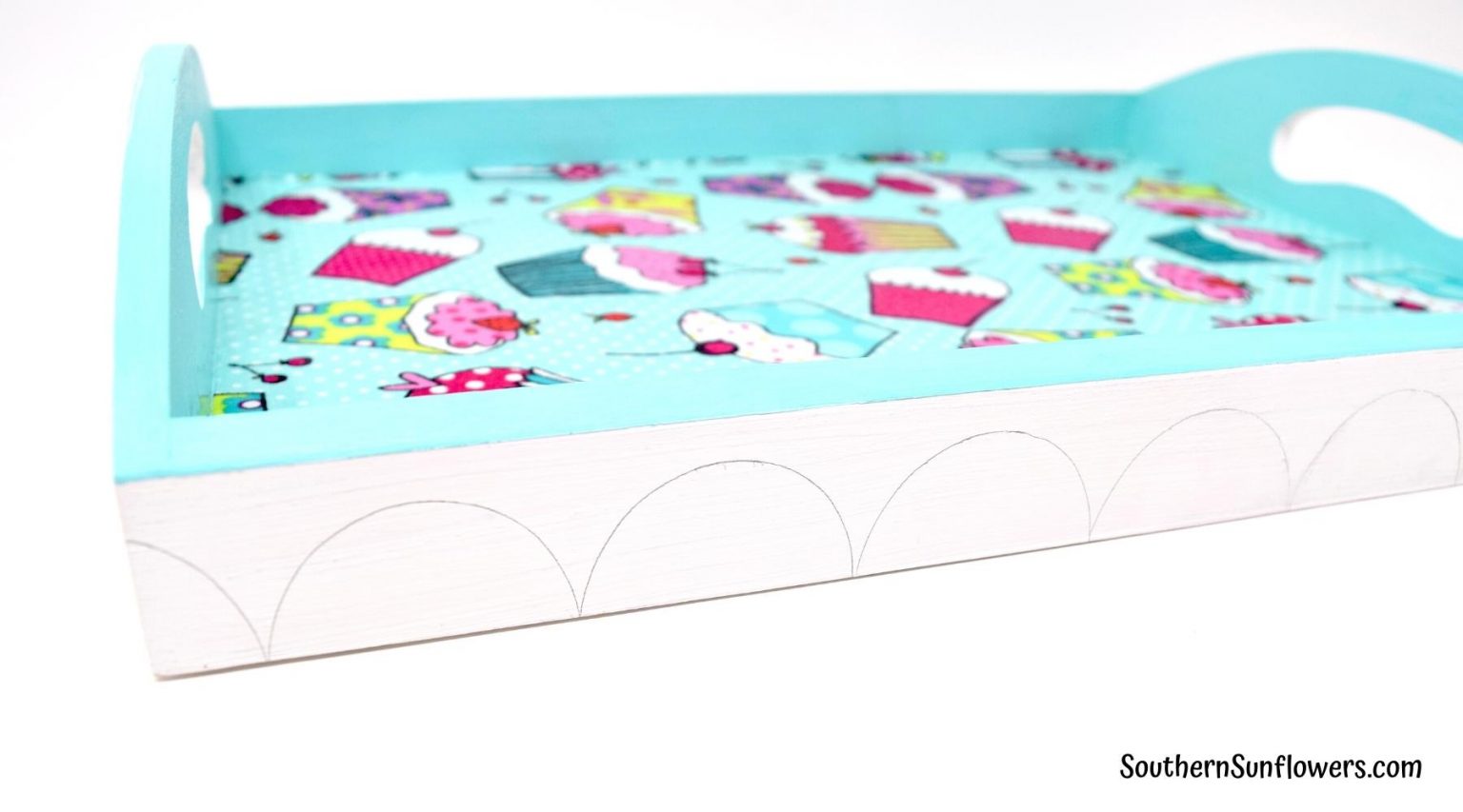 How to Paint and Mod Podge a Wooden Tray